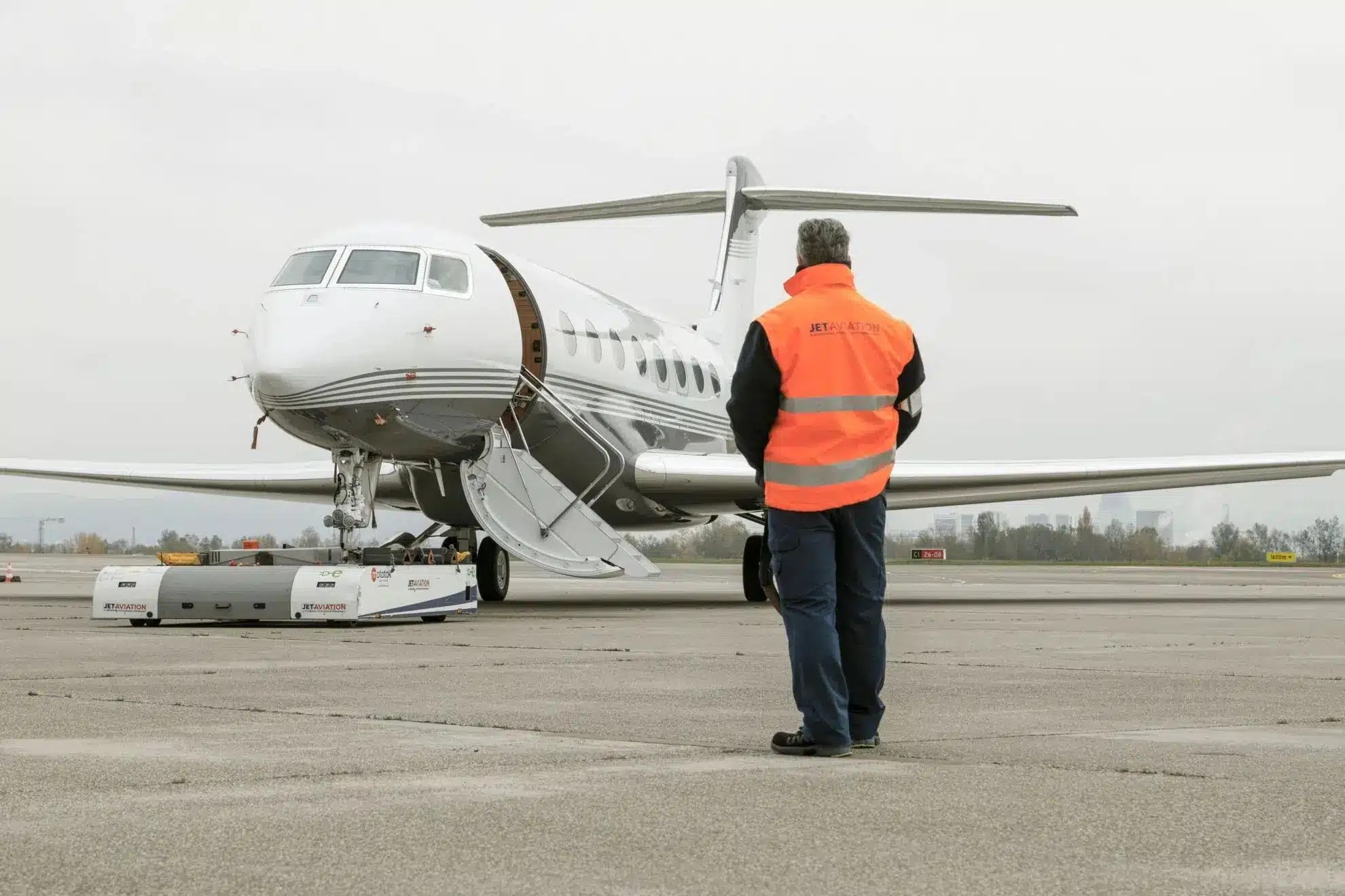 Aviation Staffing Services | Jet Aviation